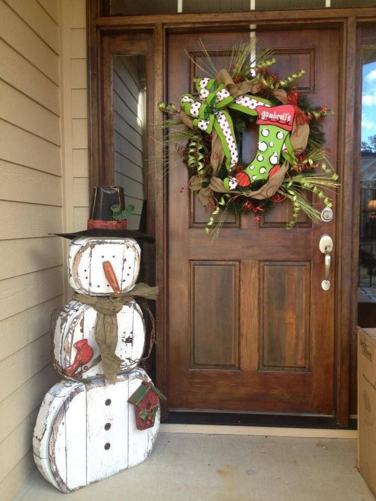 50 Best Christmas Porch Decoration Ideas For 2021 50 Best Christmas Porch Decoration Ideas For 2021