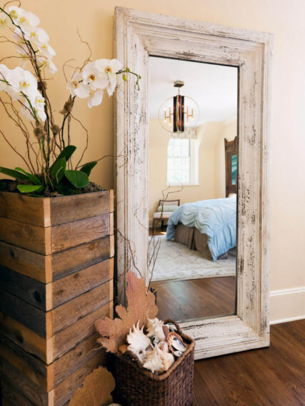 51 Mirror Decoration Ideas to Reflect Light & Style