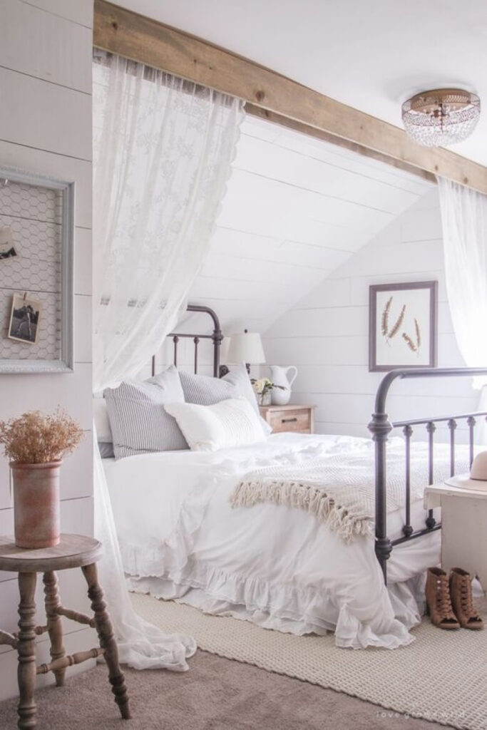 45 Best Farmhouse Bedroom Design And Decor Ideas For 2022