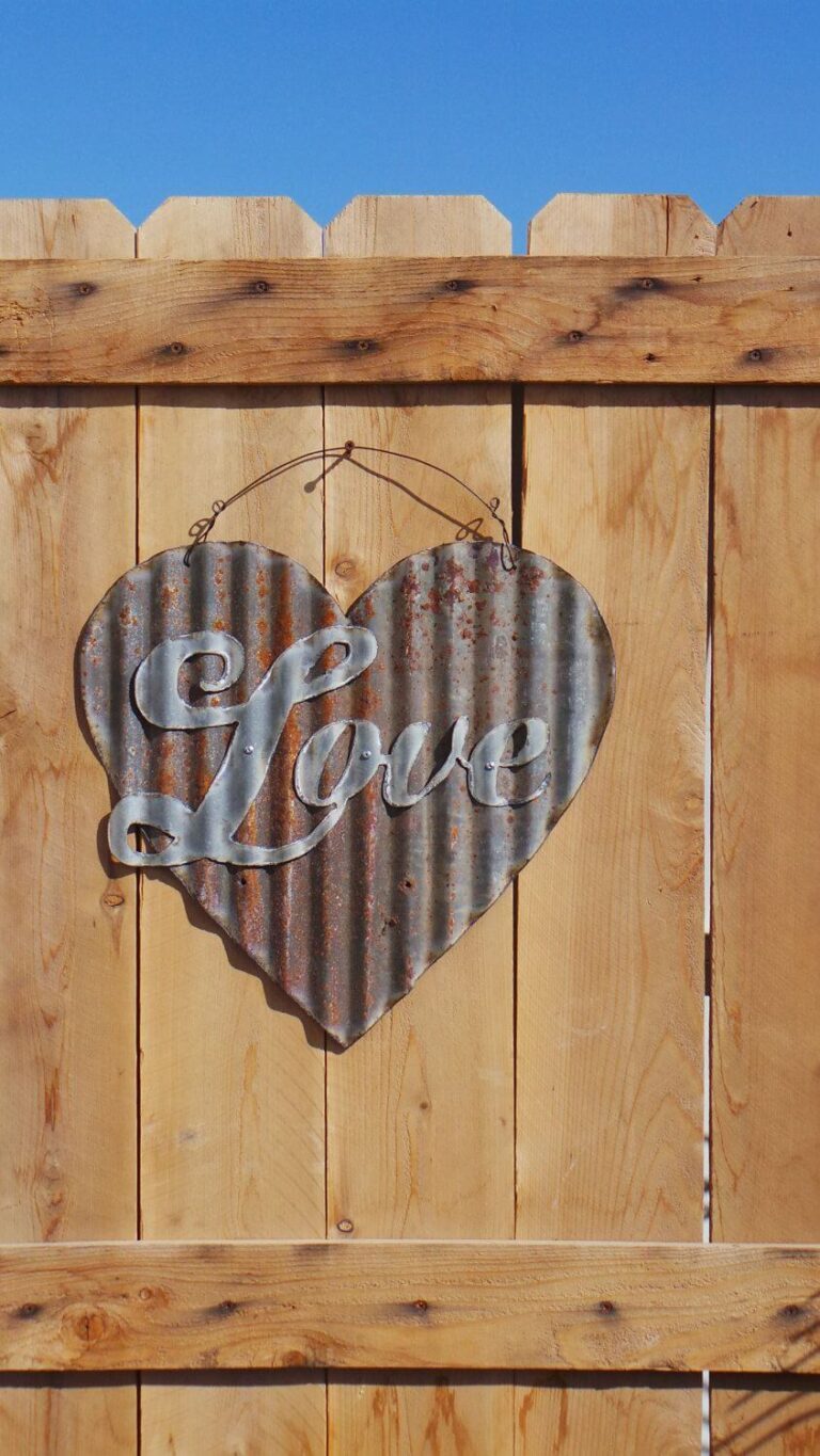 58 Beautiful Garden Sign Ideas That Will Transform Your Yard