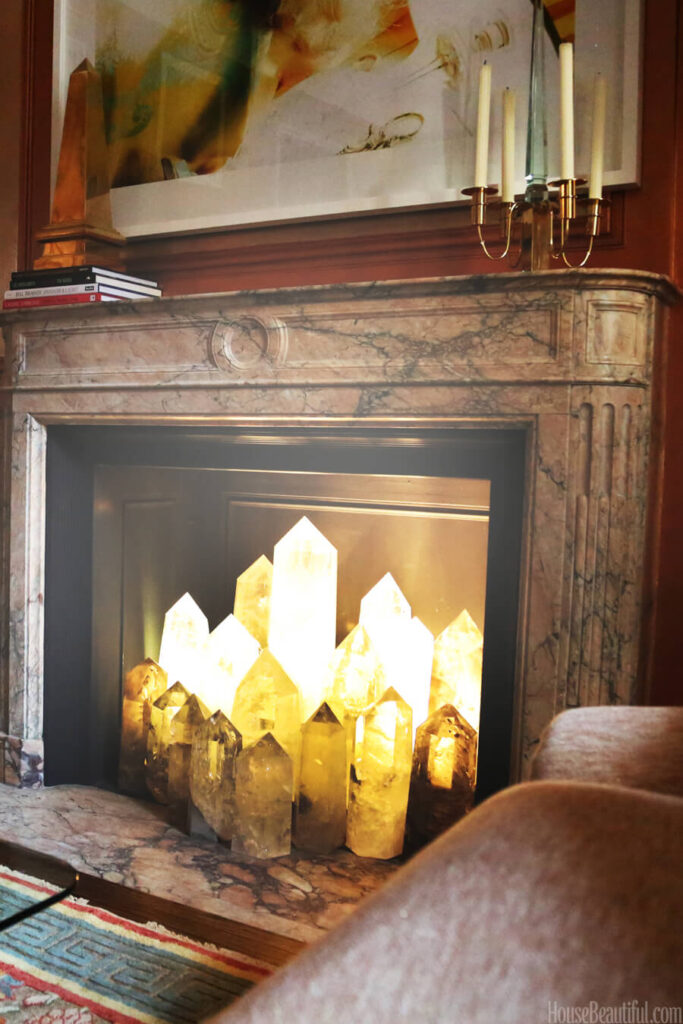 31 Crystal Decor Ideas To Add Glamour To Your Rooms