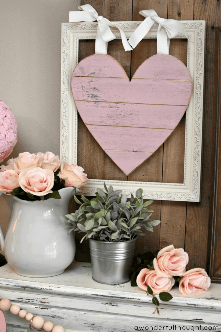 33 DIY Rustic Wood Heart Projects for Charming Home Decor
