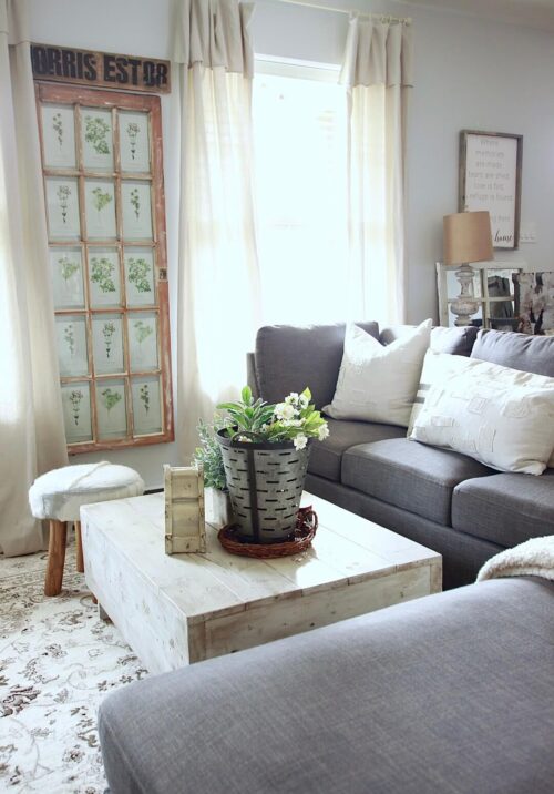 21 Farmhouse Greenery Ideas for Inviting Rustic Spaces