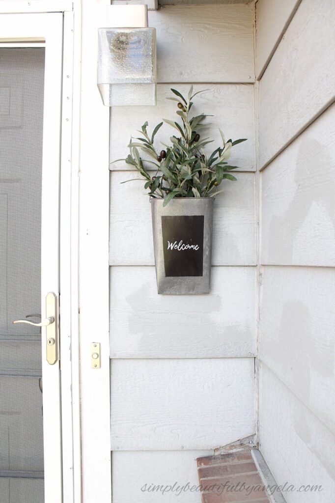 19 Genius Recycled Home Decor Ideas Using Everyday Materials