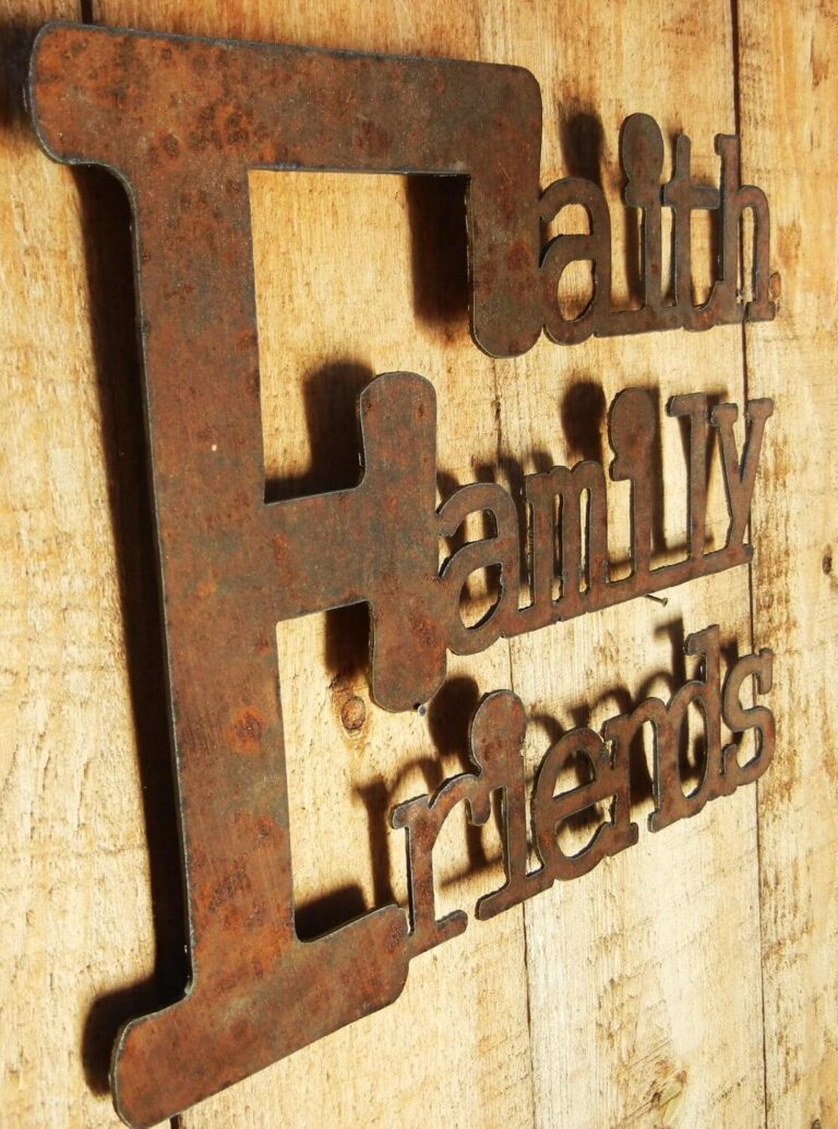 31 Metal Wall Art Ideas for Modern Home Decoration