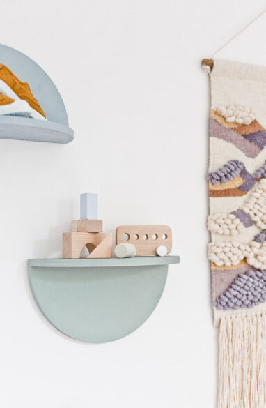 19 Unique DIY Shelves for Storage and Style in Your Home