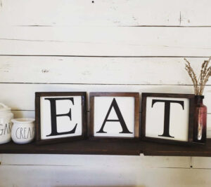 24 Farmhouse Kitchen and Dining Room Signs for Personalization