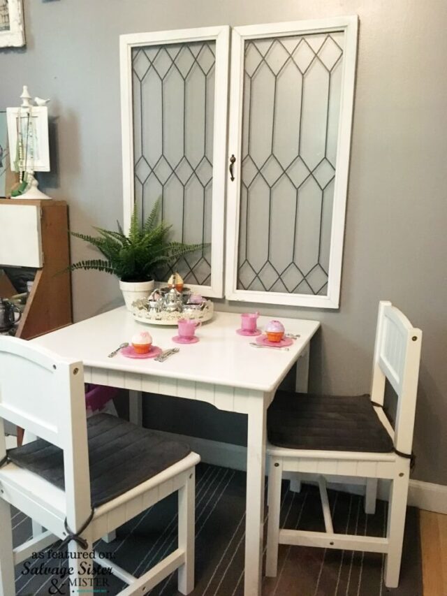 23 Best Old Window DIY Projects that Invites Warmth in 2021
