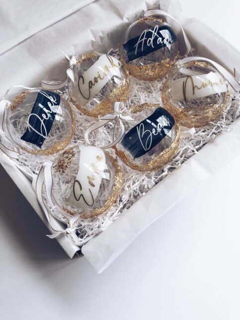 30 Personalized Christmas Baubles for Unique Holiday Decor