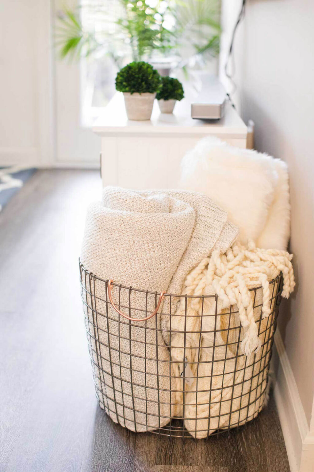 15 Best Farmhouse Storage and Organization Ideas for 2022