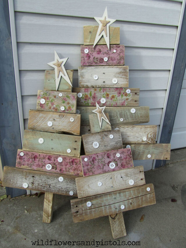 23 DIY Outdoor Christmas Decorations for a Festive Yard