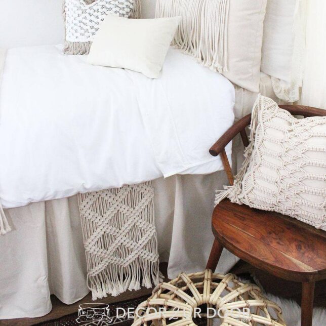 28 Best Macrame Home Decor Ideas that are in Style in 2024