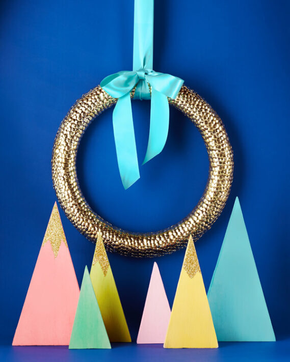 26 Gorgeous DIY Gold Projects & DIY Decor Ideas