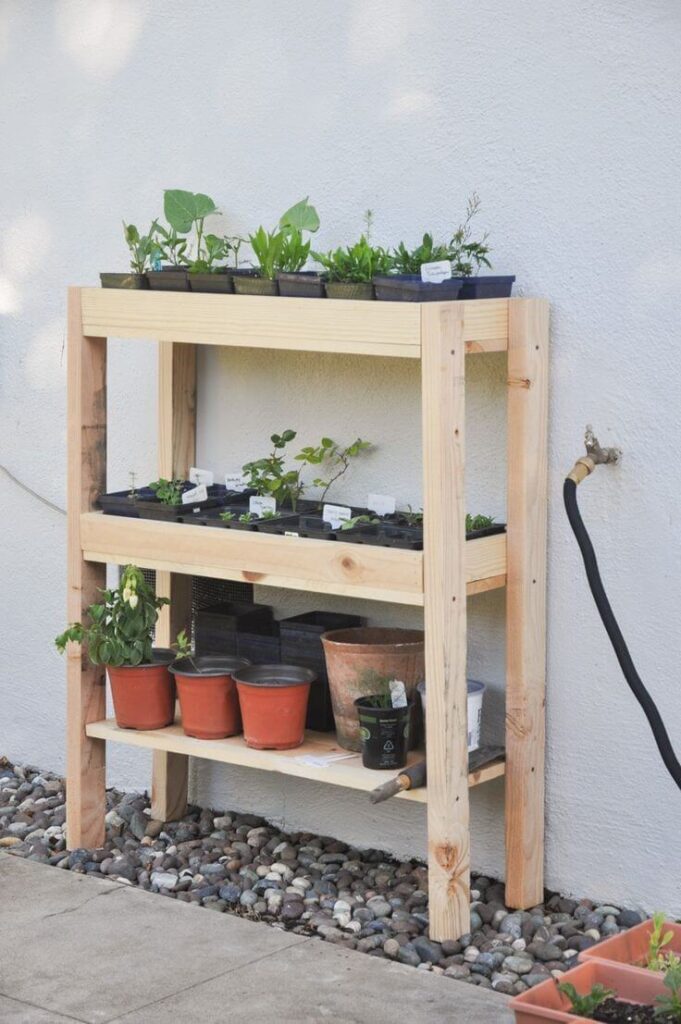 30 DIY Outdoor Plant Stand Ideas for a Lush Garden Display