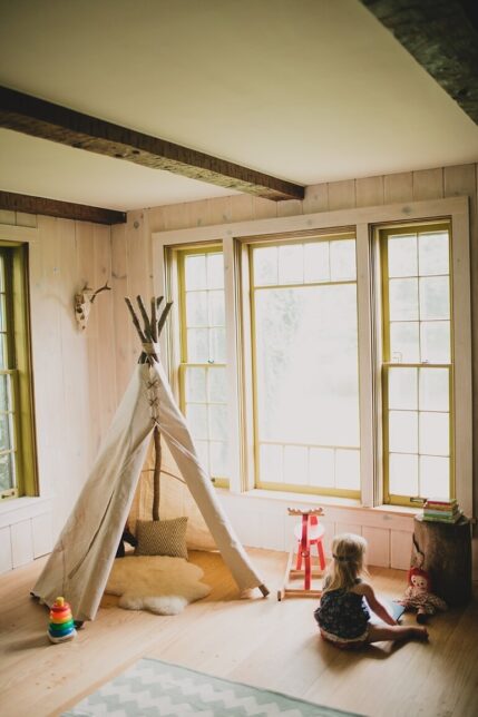 13 DIY Teepee Tent Ideas for Kids Rooms & Sleepovers