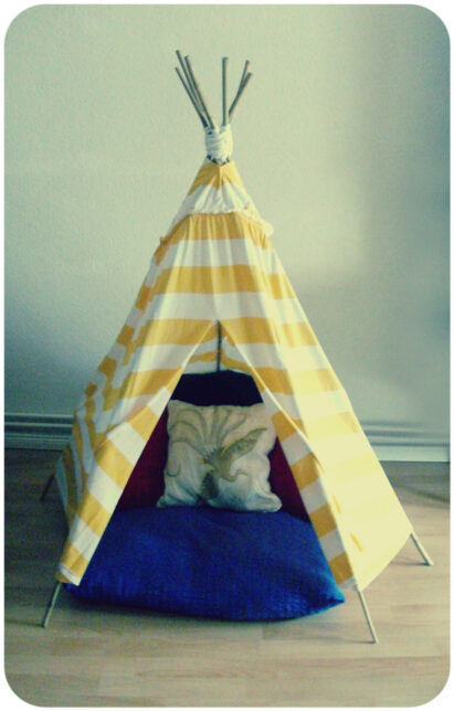 13 DIY Teepee Tent Ideas for Kids Rooms & Sleepovers