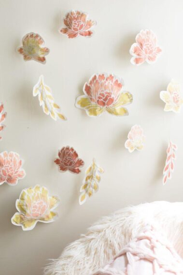 28 Best DIY Spring Garland Ideas for the Perfect Ambiance in 2024
