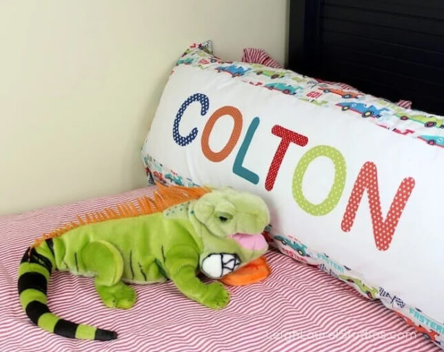 18 Simple Pillowcase DIY Projects You Can Sew in an Hour