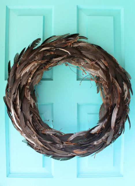 23 Perfect DIY Feather Home Crafts for Everyday Home Decor